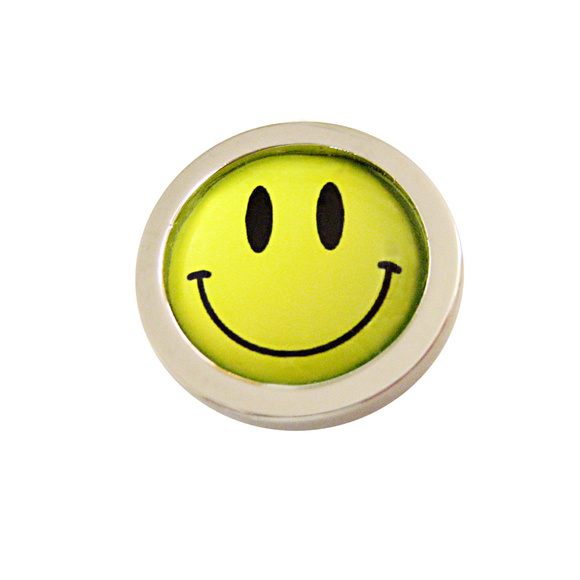Kiola Designs | Other | Smiling Face Magnet | Poshmark